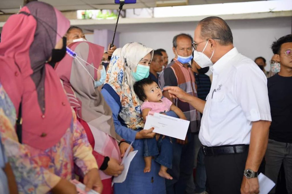 Pahang manfaat hasil bantu rakyat dan bayar hutang Pusat – BBC PORTAL