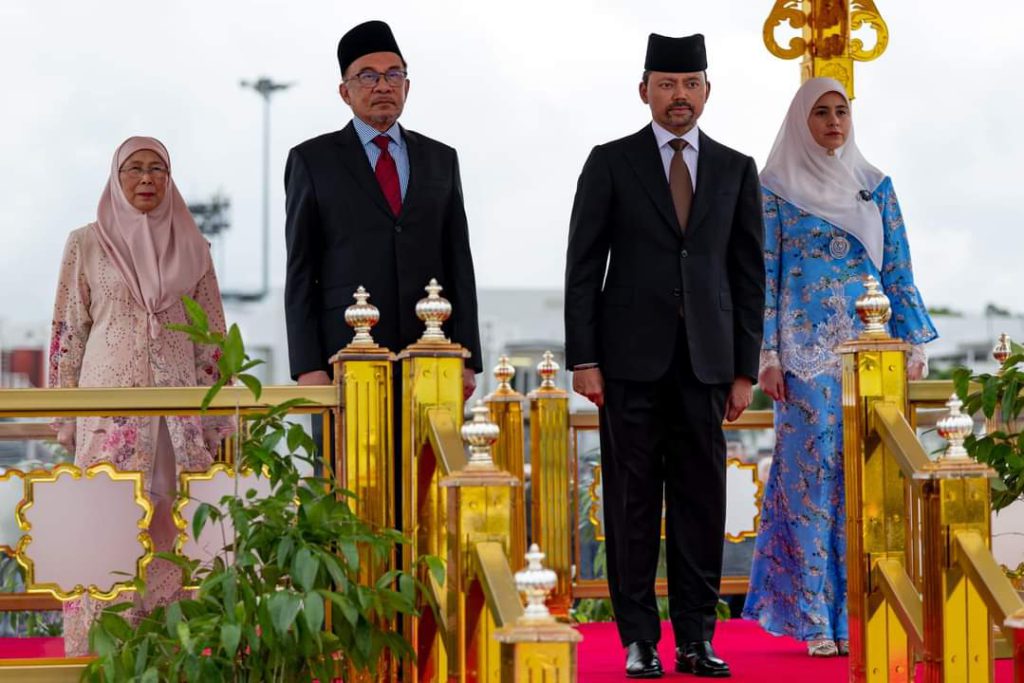 Anwar dan delegasi tiba di Brunei – BBC PORTAL
