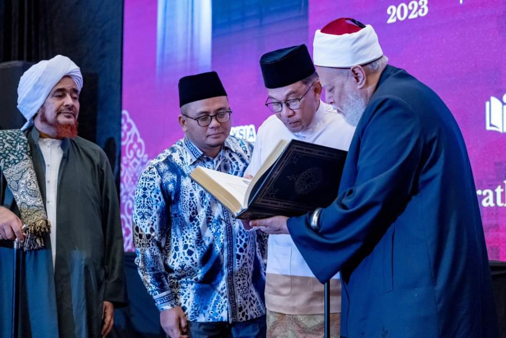 Anwar hadir Muzakarah Ulama-Ulama – BBC PORTAL