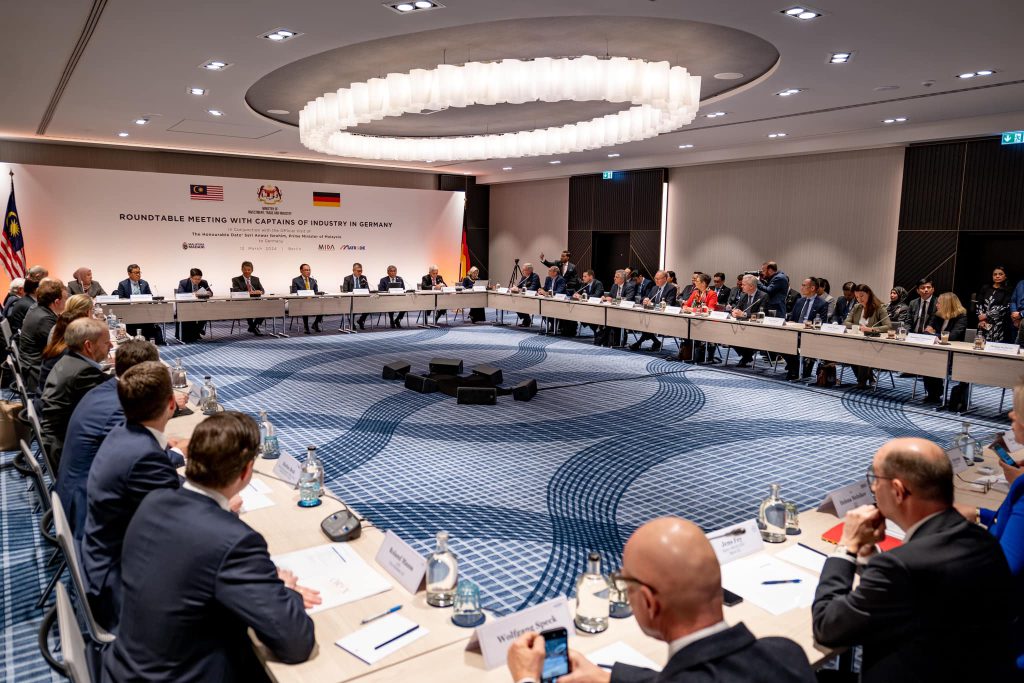 PM bertemu pemimpin industri di Jerman – BBC PORTAL