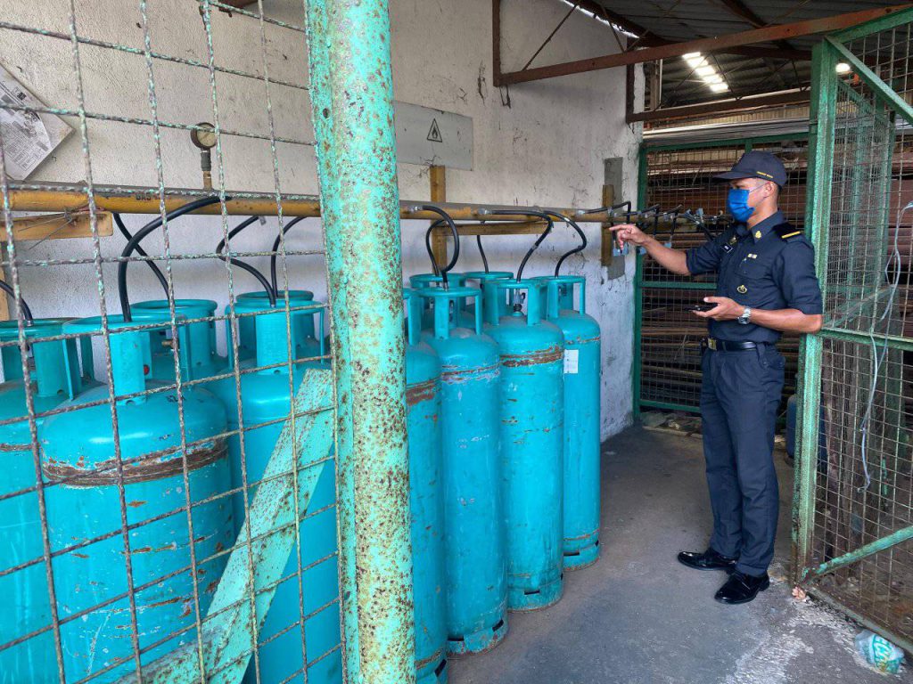 Guna 3 tong gas LPG 14kg tidak perlu permit – BBC PORTAL