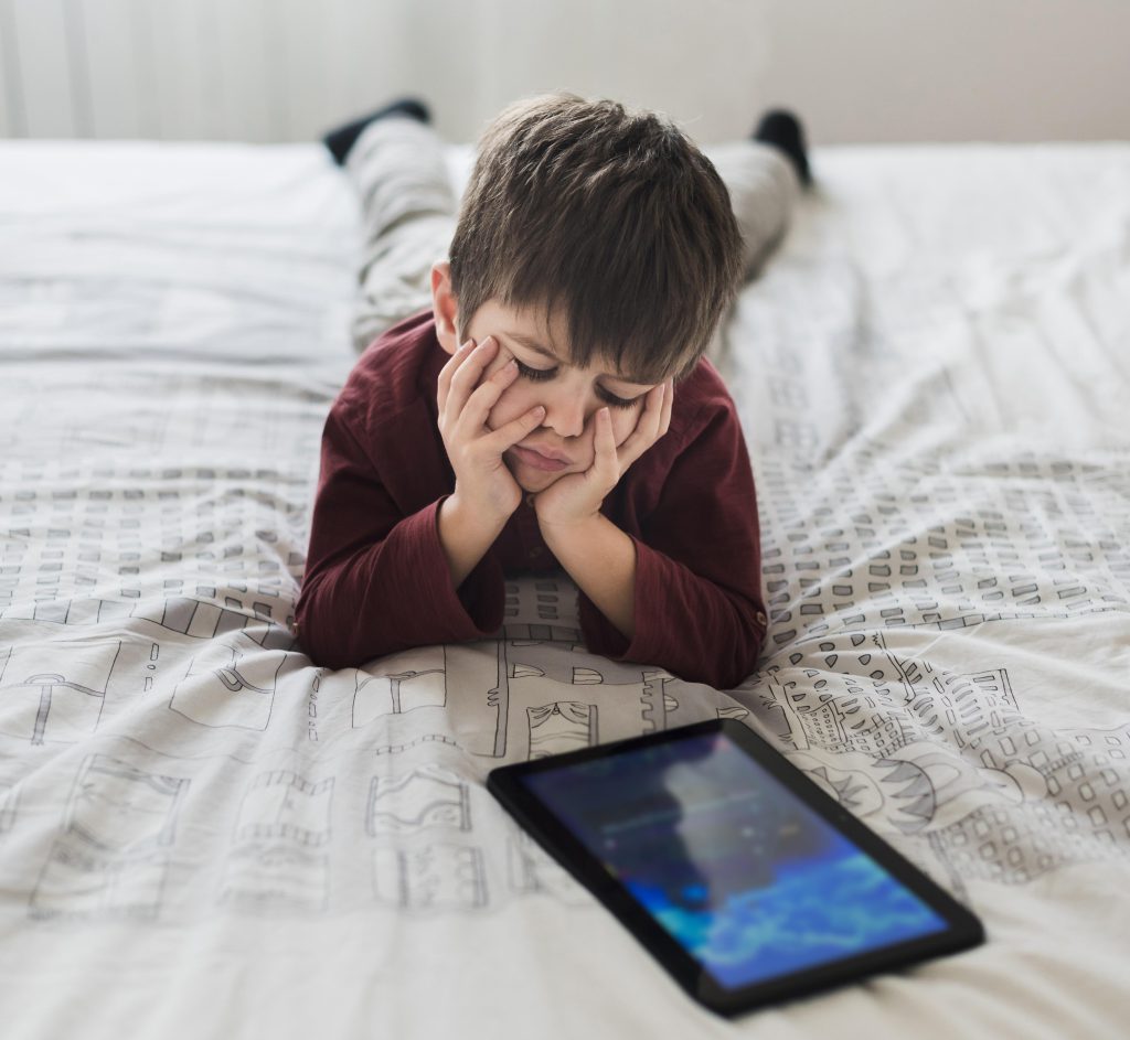 Bina daya tahan emosi anak sebelum didedah kepada media sosial – BBC PORTAL